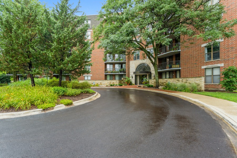 511 Aurora Avenue 601 Naperville IL 60540 Virtual Tour 511-aurora-avenue-601-naperville-il-60540-virtual-tour