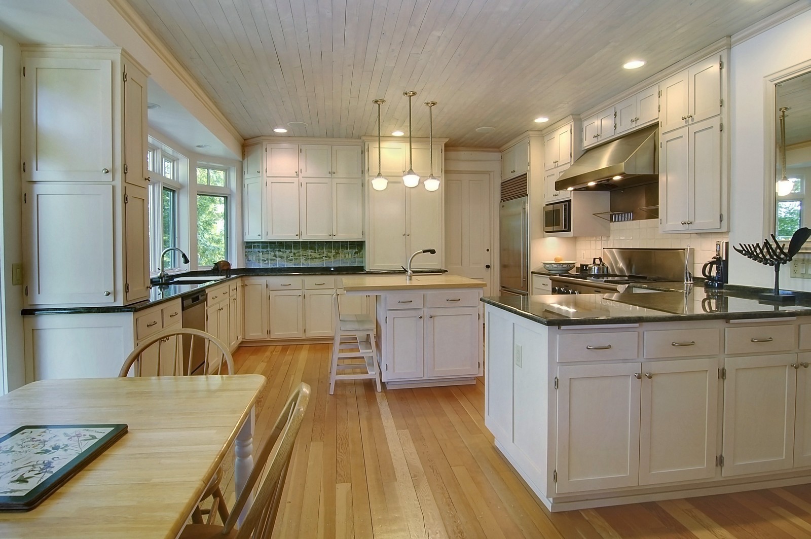 2517 Manitou Island, White Bear Lake, MN, 55110 | Virtual Tour | Edina ... 2517 Manitou Island, White Bear Lake, MN, 55110 | Virtual Tour | Edina ...